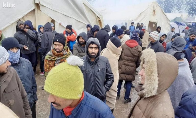 Volonteri Crvenog krsta se povukli iz kampa Vučjak kod Bihaća | BL Portal