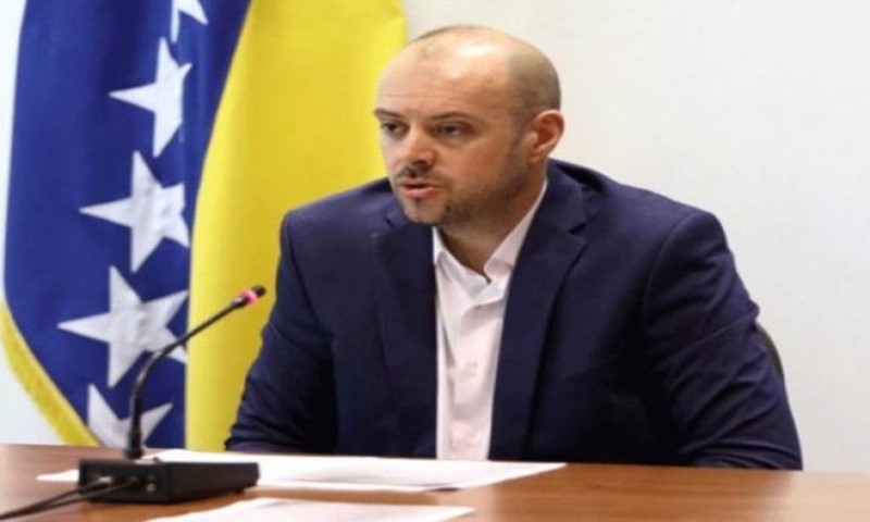 Neprijatnost na Badnji dan! Radanović: Kažnjavanje Srba za nošenje ...