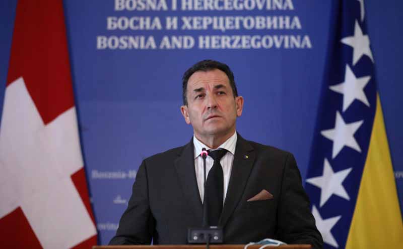 Kada počinje suđenje Cikotiću? Ministar oštetio budžet BiH za oko 9,7 ... Kada počinje suđenje Cikotiću? Ministar oštetio budžet BiH za oko 9,7 ...