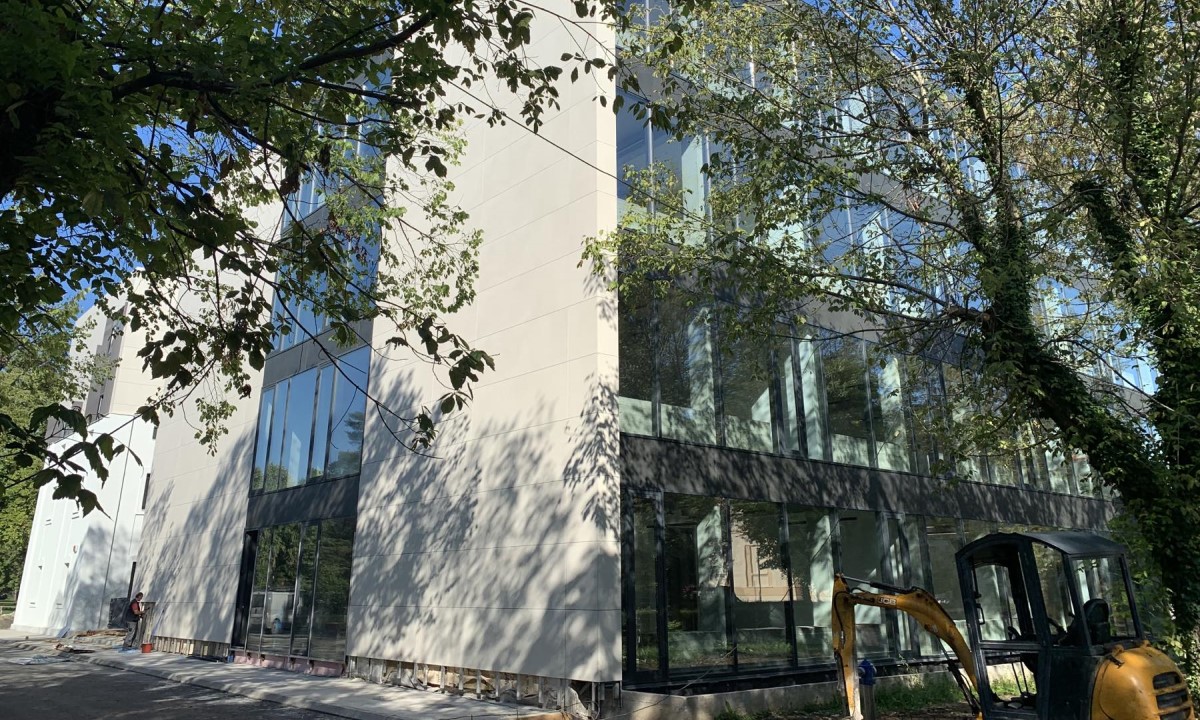 Zbog tragedije u Novom Sadu: Uhapšena profesorica predavala i na fakultetu u Banjaluci | BL Portal