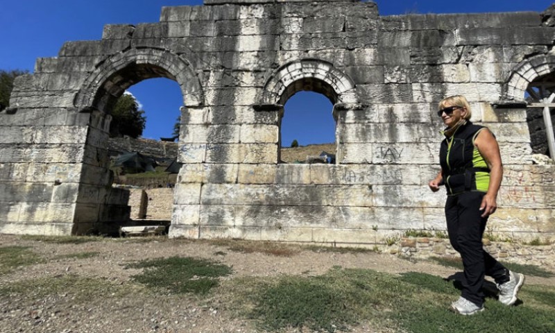 Na odredište planira stići 2025. godine: Italijanka pješači od Venecije do Pekinga | BL Portal