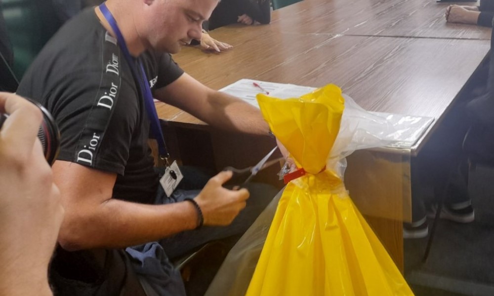 Otvorene vreće: Pronađeni svi pečati i neiskorišćeni glasački listići ...