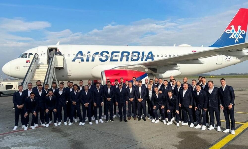 Srećno momci! Fudbaleri Srbije otputovali na Svjetsko prvenstvo VIDEO ... Srećno momci! Fudbaleri Srbije otputovali na Svjetsko prvenstvo VIDEO ...
