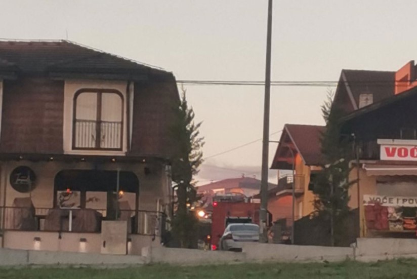 Detalji požara u Banjaluci: Gorio pomoćni objekat, jedno lice lakše ... Detalji požara u Banjaluci: Gorio pomoćni objekat, jedno lice lakše ...