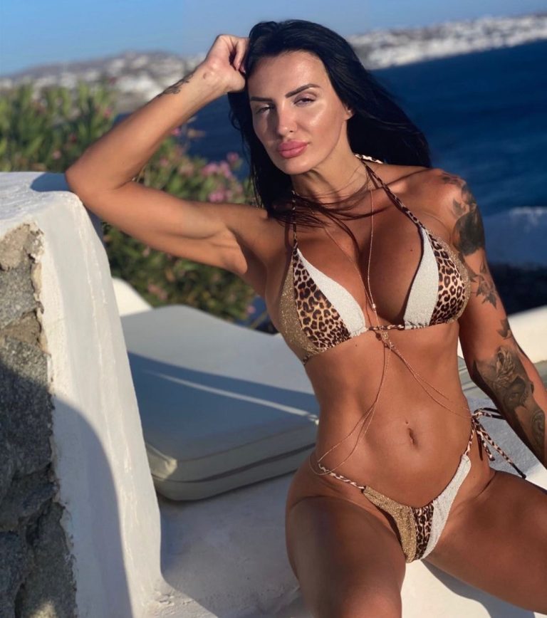 Atraktivna crnka: Biba je najseksi srpska žandarka FOTO | BL Portal