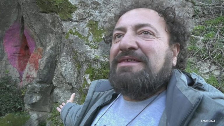 Mještani tvrde da je mjesto magično: U stijeni uklesan ženski polni ...