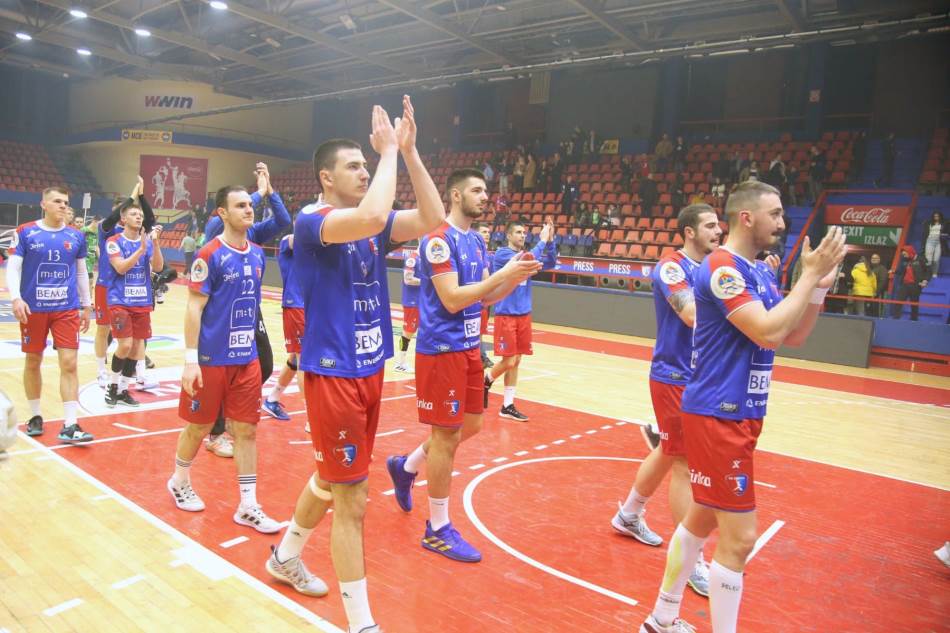 RK Borac propustio veliku šansu u derbiju: Izvući pouke iz poraza | BL ... RK Borac propustio veliku šansu u derbiju: Izvući pouke iz poraza | BL ...