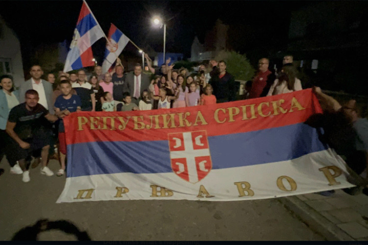 Dodik posjetio porodice koje su ugostile djecu sa KiM: Srpska uvijek uz ...