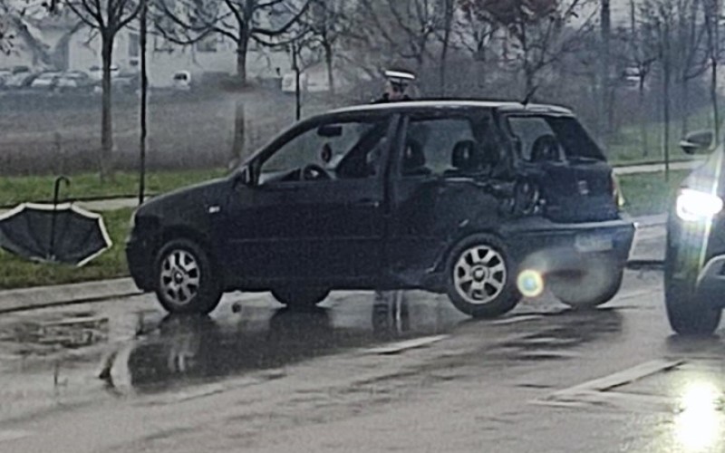 Sudar autobusa i automobila u Banjaluci: Povrijeđene dvije osobe | BL Portal