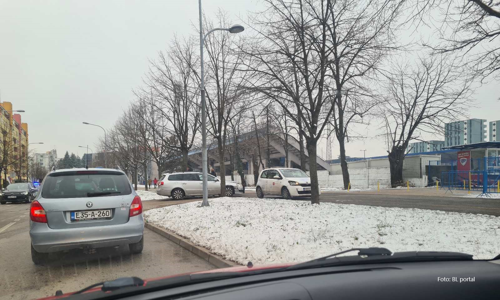 Sudar dva automobila: Zbog nesreće gužve u ovom dijelu Banjaluke FOTO | BL Portal