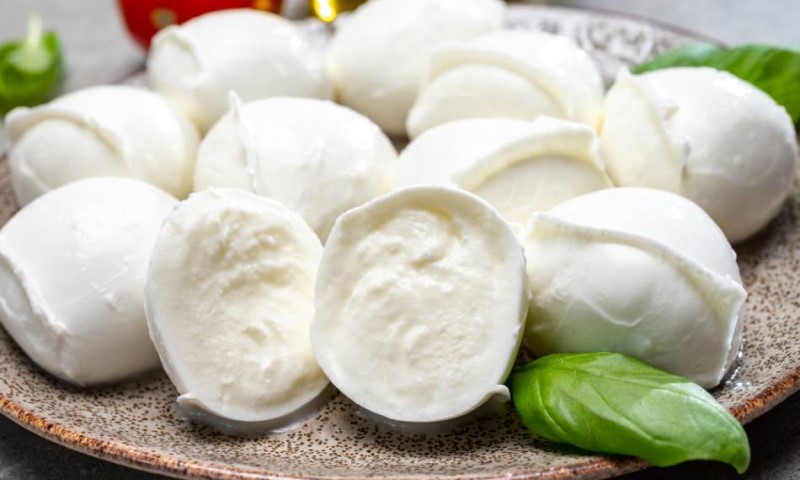 U trgovinama nije jeftin: A možete i sami napraviti najbolju mocarelu ...