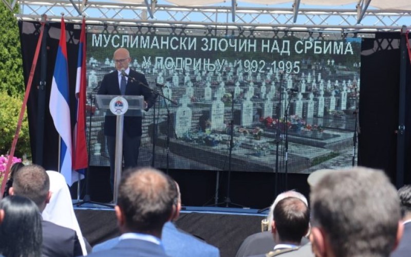 Vučević u Bratuncu: Važno je da se okupljamo, pamtimo i zajednički ...