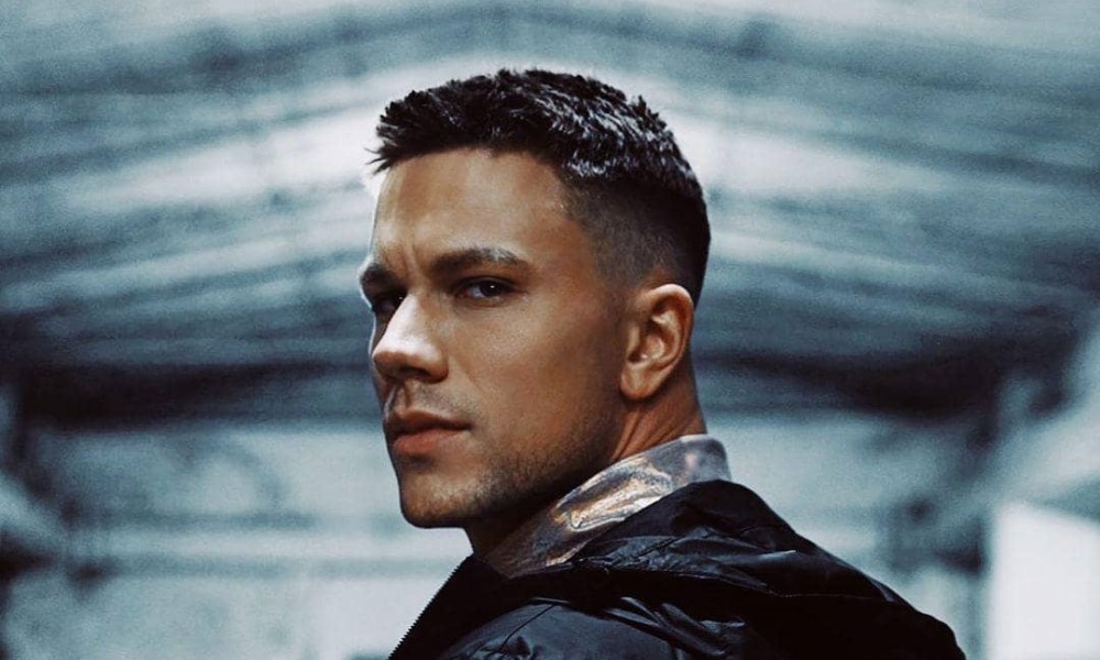 Upucan na dan njegove mature: Poznati pjevač za dlaku je izbjegao smrt ...