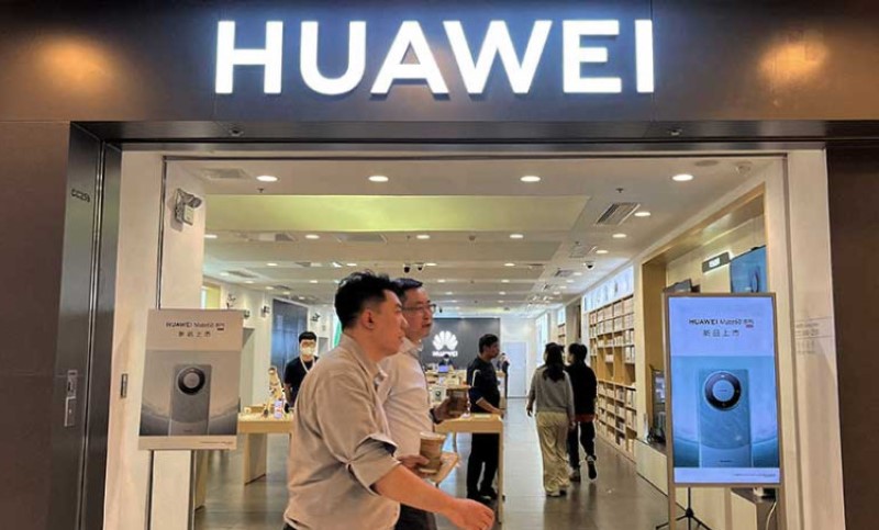 Nešto novo: Huavej predstavio prvi laptop sa sopstvenim operativnim ...