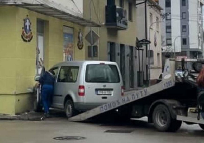Saobraćajna nesreća u Banjaluci: Išao jednosmjernom, pa izazvao udes | BL Portal