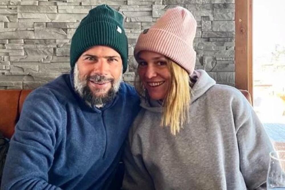 “Batalili” Beograd i preselili se na planinu: Mateja Kežman sa ženom živi na Kopaoniku | BL Portal