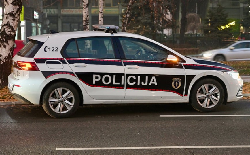 Incident u Sarajevu: Policajac se slučajno ranio u stopalo | BL Portal