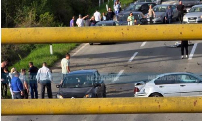 Vozači, oprez! Sudar BMW-a i motocikla u Banjaluci – obustavljen saobraćaj | BL Portal