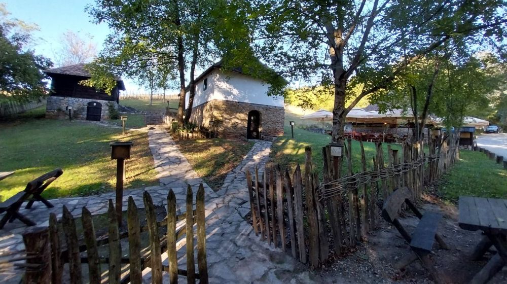 Spoj kulture, prirode i istorije: Srpsko selo u trci za najbolje na ...