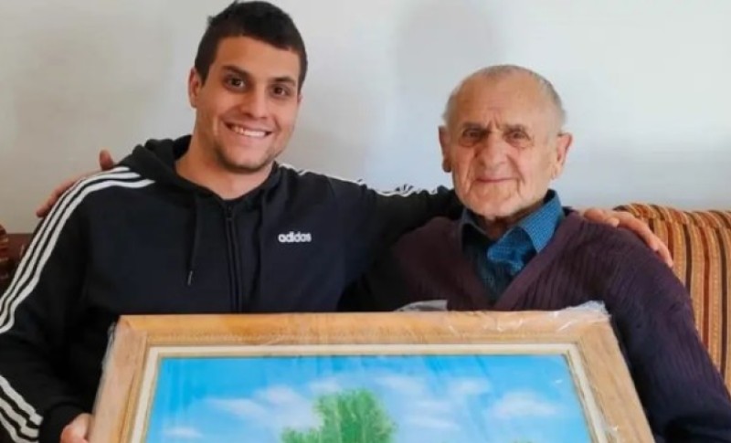 Luka slike daruje u humanitarne svrhe: Mladi banjalučki slikar sa ...