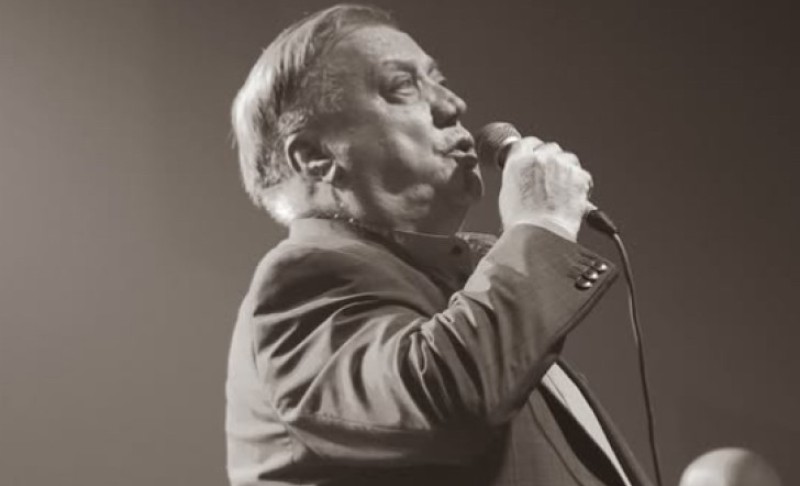 Mladalačka ljubav: Halid Bešlić bio ludo zaljubljen u najljepšu ...